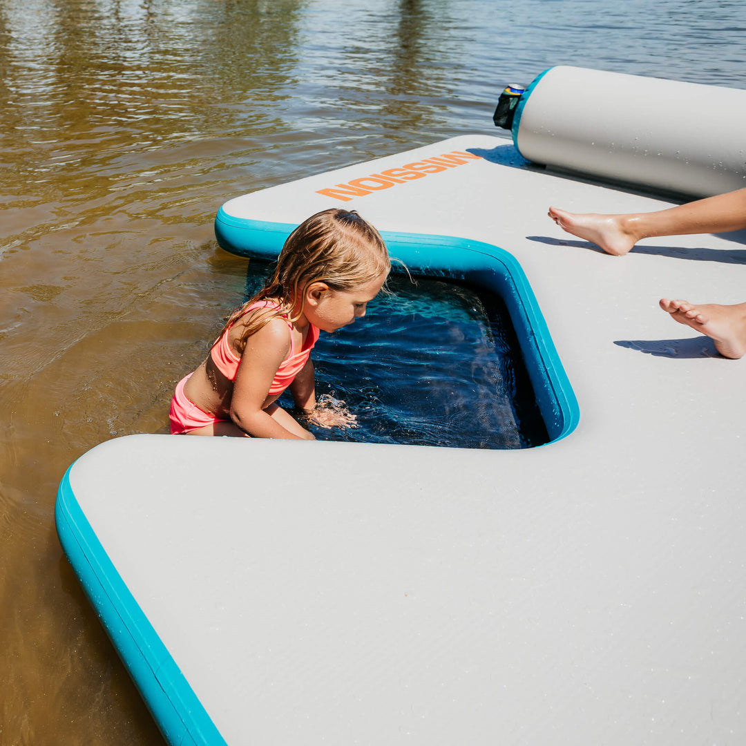 REEF :: Inflatable Water Mats - REEF 55 – MISSION