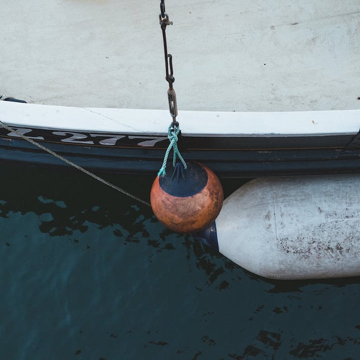How to Choose the Right Boat Fenders and Bumpers – MISSION